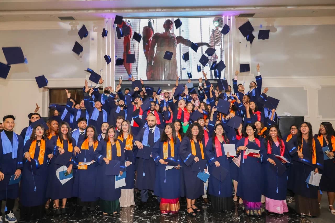 The ceremony of taking oath and handing out diplomas to UTMA graduates ...